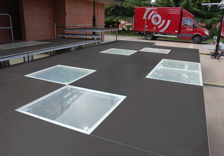 Tarima con panel de metacrilato transparente (20 mm) - TM440-M/1x1