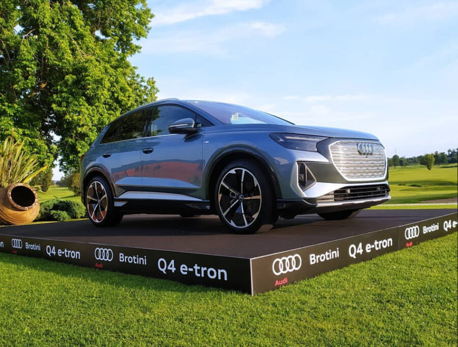Audi Q4 e-tron launch on GUIL’s TM440 stage platforms | GUIL